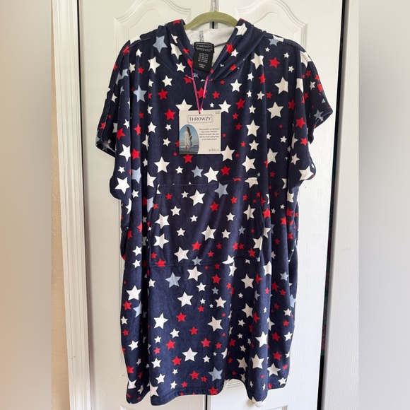 Throwzy by Marlo Lorenz | Swim | Throwzy By Marlo Lorenz Stars 4th Of ...